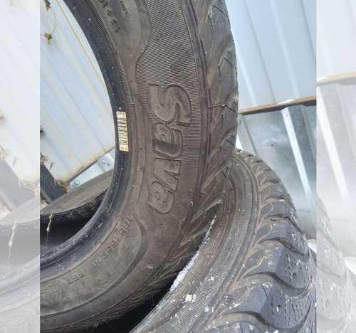 Sava Eskimo Stud 185/65 R14 86T