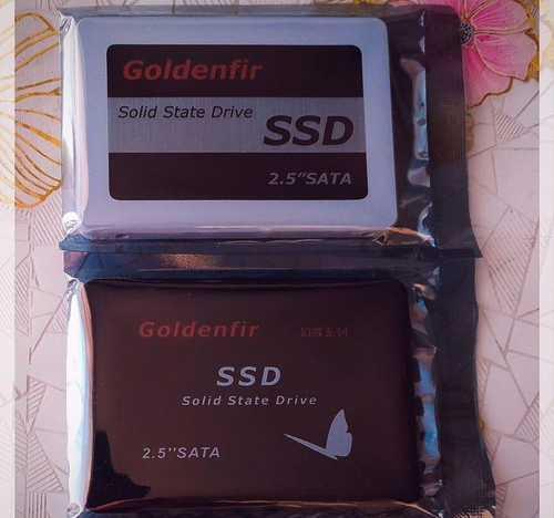 Жесткий диск SSD SATA III 6Gb