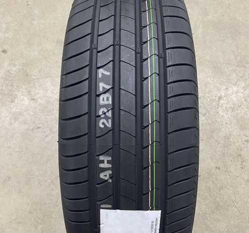 Kumho Ecsta HS51 205/50 R15 86V