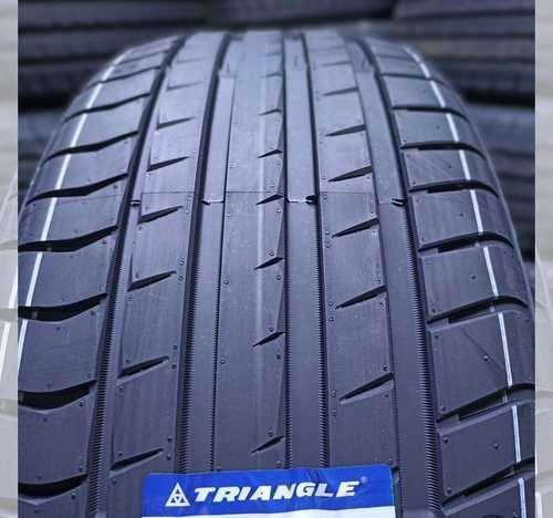 Triangle EffeXSport TH202 225/40 R18 и 255/40 R18 Y