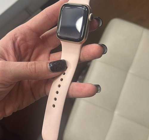 Часы apple watch se 40 mm 2022