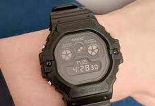 Наручные часы casio G-Shock DW-5900BB-1