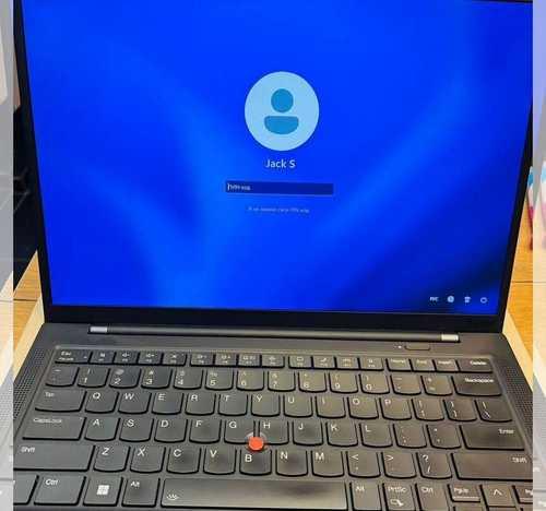 Lenovo ThinkPad X1 Carbon Gen 10 14'' 32GB RAM 1TB