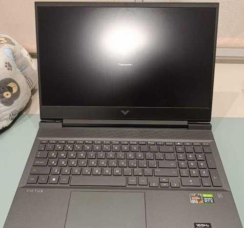 Ноутбук HP victus 16