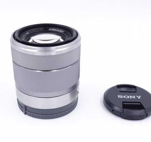 Sony E 18-55mm f/3.5-5.6 OSS