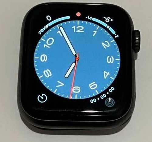 Часы Apple Watch 5 44 mm