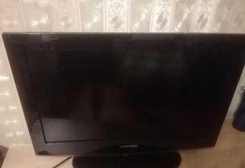 Сломанный телевизор Samsung LE26b450