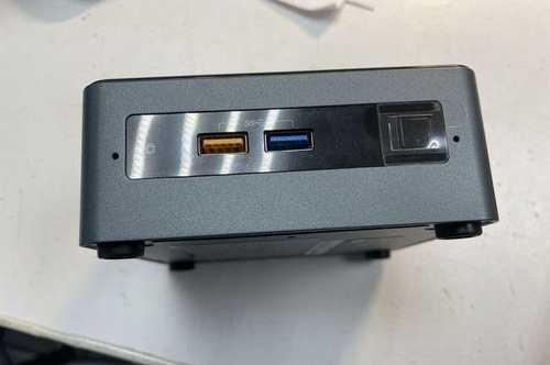 Неттоп Intel NUC7