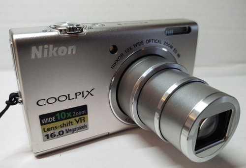 Nikon Coolpix S6200 White Bronze