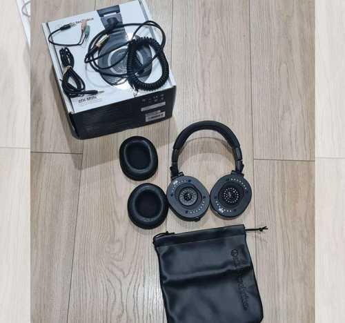 Наушники Audio-Technica ATH-M50X Black