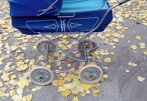 Детская коляска ретро