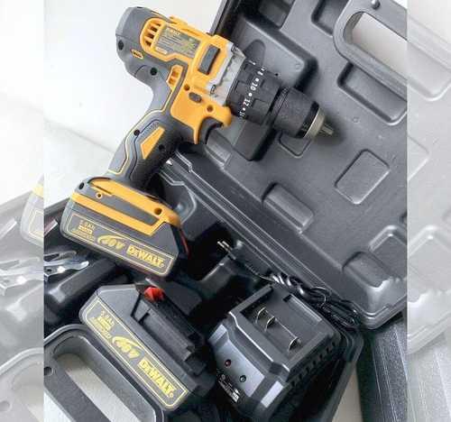 Шуруповерт 36V Dewalt ударный