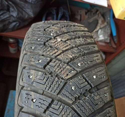 Goodyear Ultragrip Ice Arctic 175/65 R14