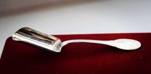 Антикварная серебряная ложка для сахара Италия