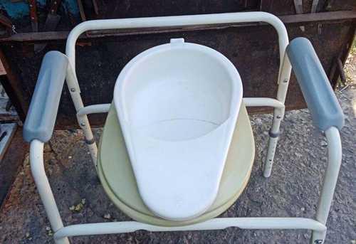 Санитарный стул-туалет для инвалидов