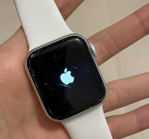 Часы apple watch se 40mm