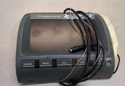 Дисплей мультимедиа Chrysler 300C, 2006