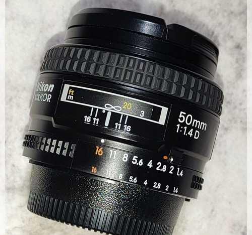 Nikon 50mm. f1.4 D идеальный