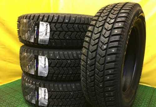Vredestein ArcTrac SUV 215/65 R16