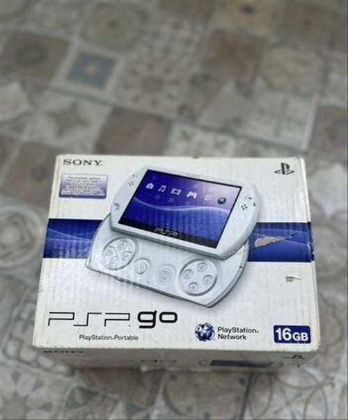 PSP GO