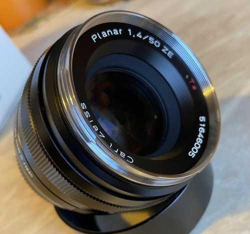 Объектив carl zeiss 50ml 1.4