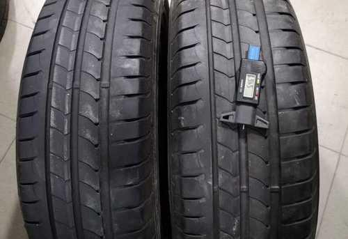 Goodyear EfficientGrip 195/60 R15 89H