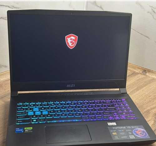 Msi Katana 15 i5-13500H/RTX 4050 6gb/165Ghz