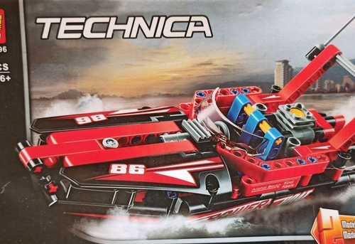 Lego Technic аналог 42089 моторная лодка