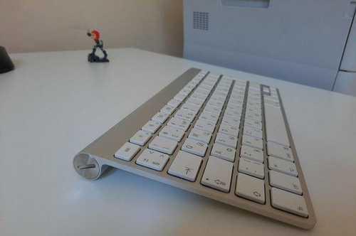 Клавиатура Apple Wireless Keyboard