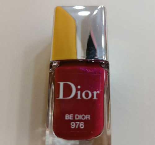 Лак для ногтей Dior nail 976