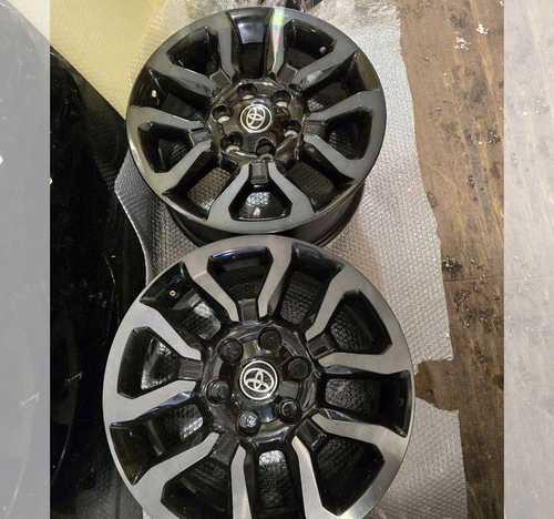 Литой диск R18x7.5 6x139.7 Toyota Hilux 8 рест