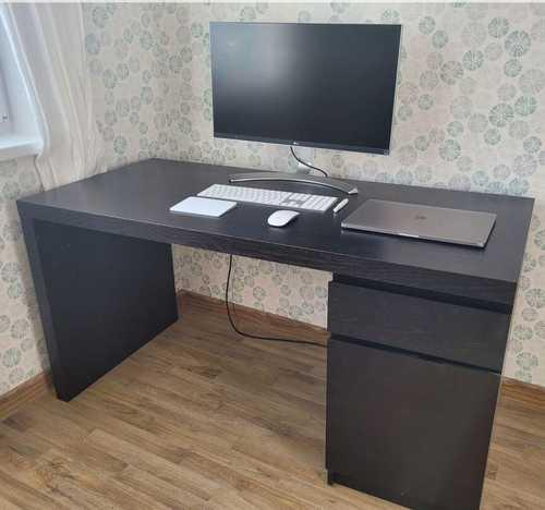 Стол IKEA malm