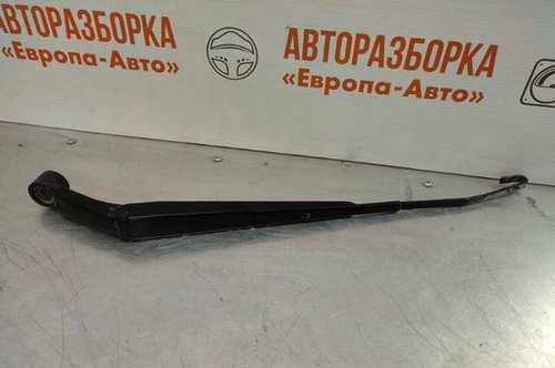 Поводок стеклоочистителя передний левый Toyota Hi