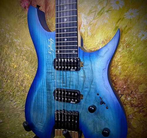 Headless 7 String Guitar