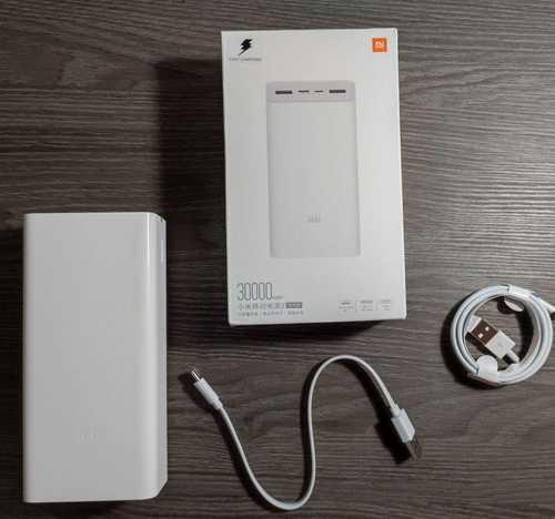 Портативный аккумулятор Xiaomi Mi Power Bank 30000