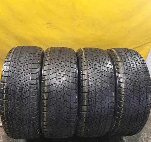 Bridgestone Blizzak DM-V1 235/55 R18