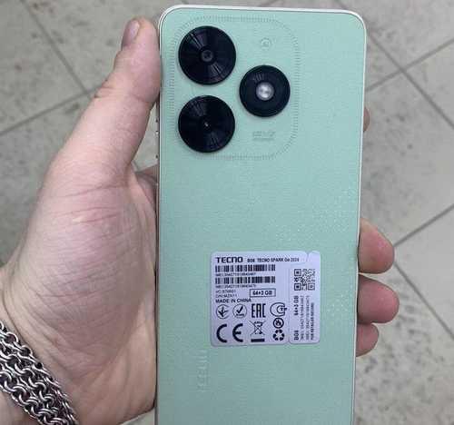 TECNO Spark Go 2024, 4/64 ГБ