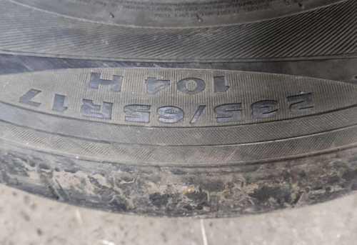 Kumho Road Venture 787 235/65 R17 104H