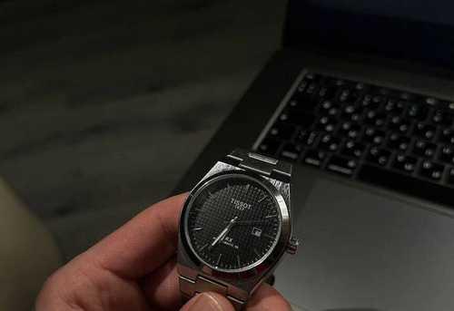 Наручные часы tissot T-Classic, серебряный