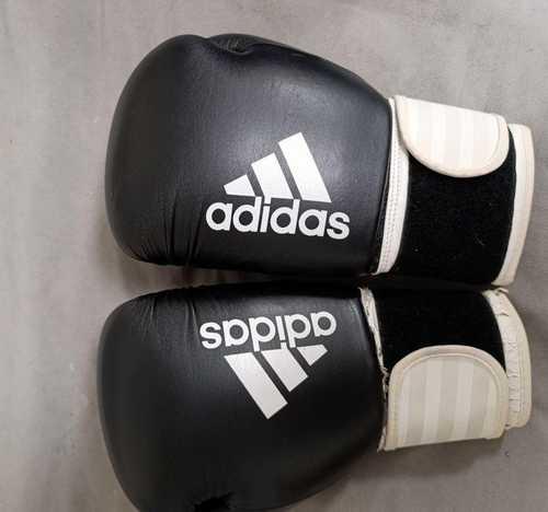 Боксерские перчатки 10 oz adidas