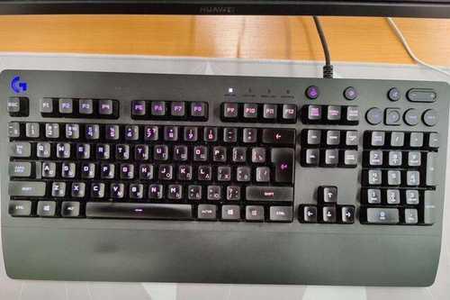 Игровая клавиатура Logitech G213