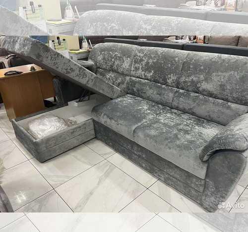 Прямой диван с оттоманкой Грация-5