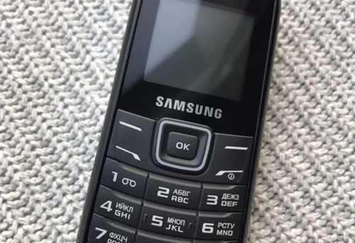 Samsung Keystone 2 GT-E1200M