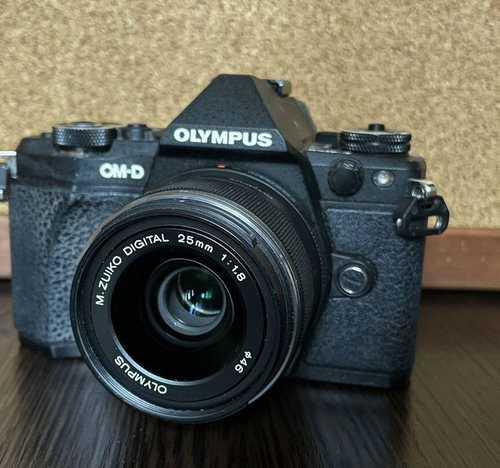 Olympus om d e m5 mark ii + объектив