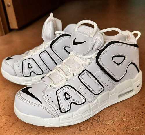 Кроссовки Nike Air More Uptempo, размер 39