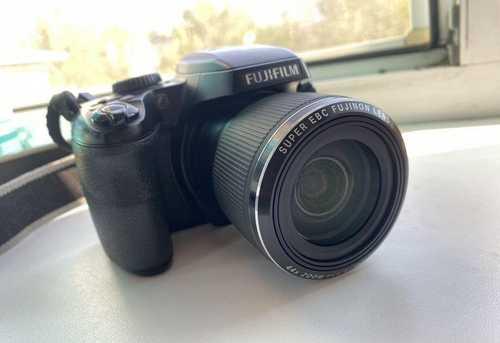 Фотокамера FujiFilm FinePix S8400