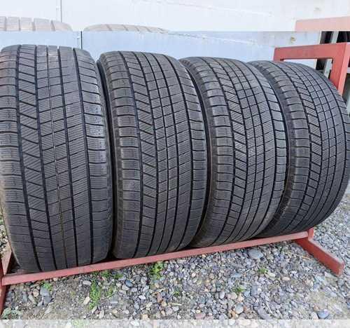 Bridgestone Blizzak VRX3 245/50 R18