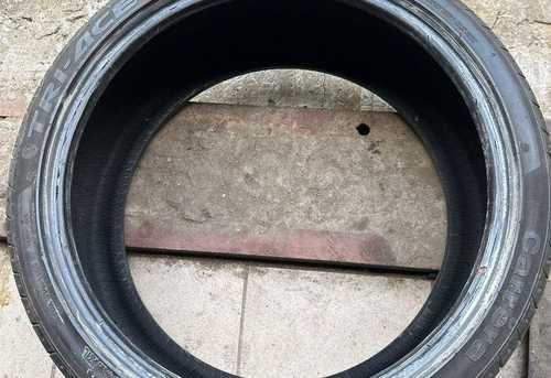 Tri Ace Carrera 245/35 R20 95W