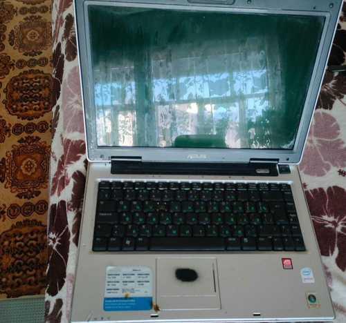 Ноутбук asus и системный блок на запчасти