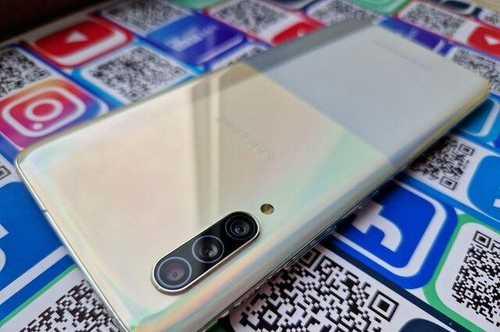 Samsung Galaxy A90 6/128гб белый
